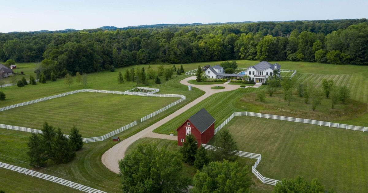 Hoerr Schaudt | Midwest Modern Farm